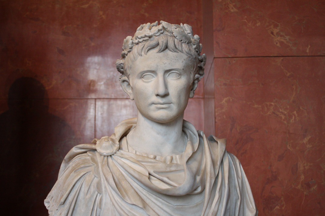Auguste : portrait visuel d’après Suétone (POLY élève) – Arrête ton char