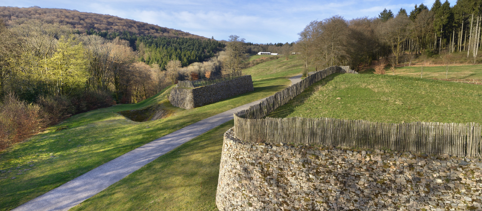 Pourquoi la porte de Bibracte est la proie des bulldozers – Arrête ton char